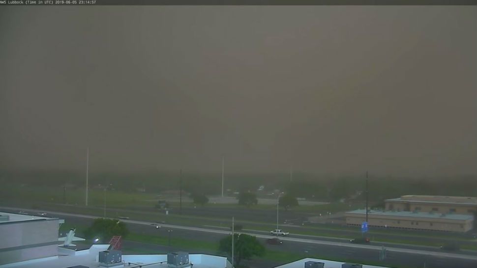 Massive Dust Storm Rolls Across Lubbock
