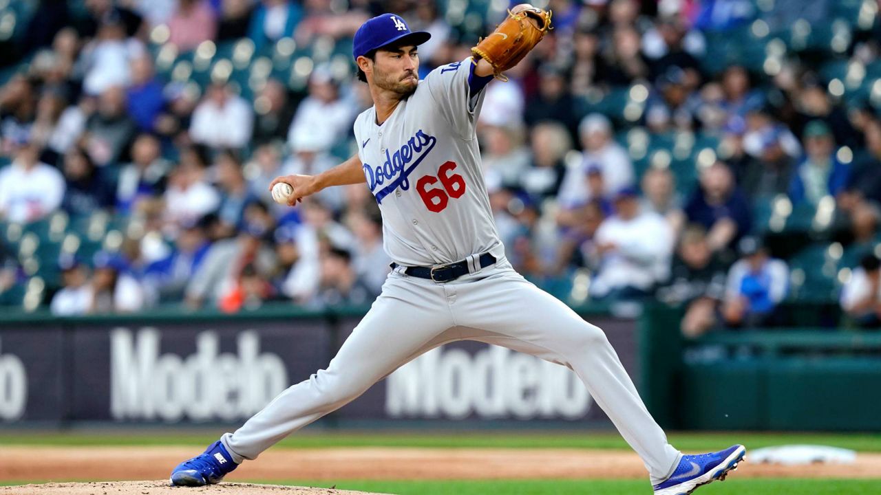 Dodgers shut out by White Sox, lose 3 straight