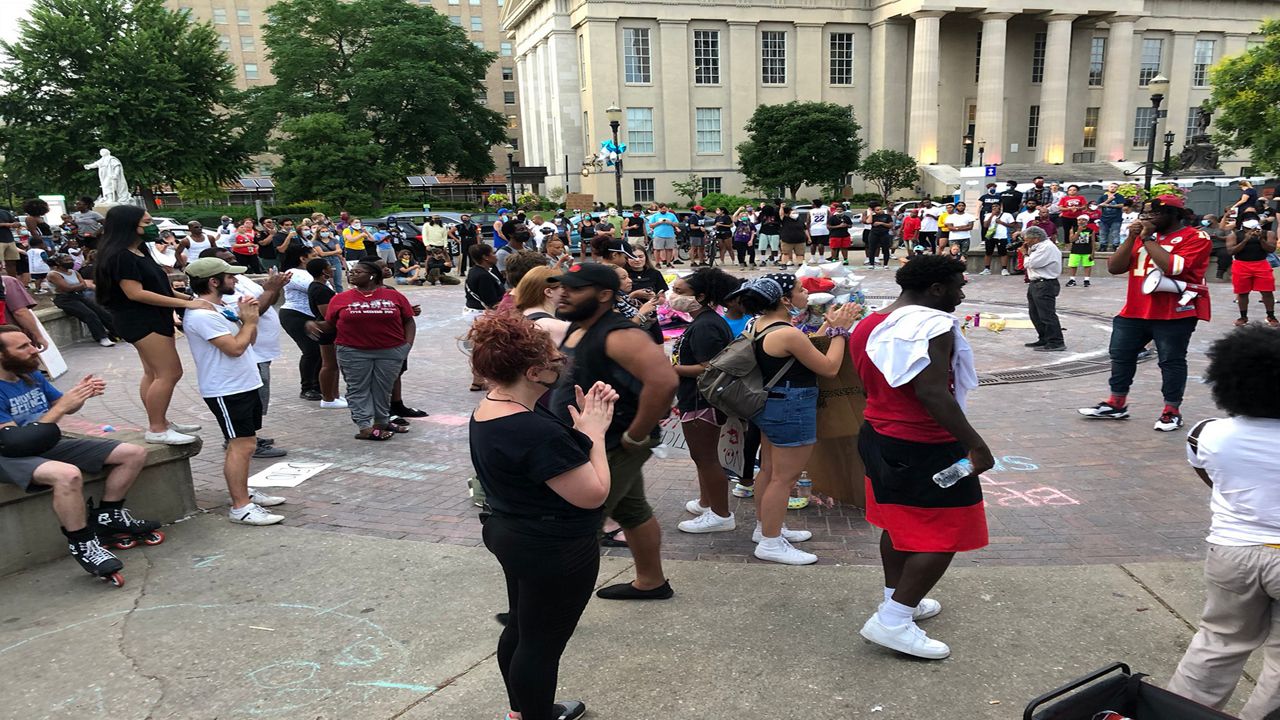 Jefferson Square Shooting Kills One; Injures Another