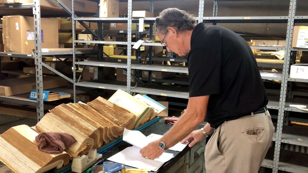 After half-century, Henderson man retires auto dealership