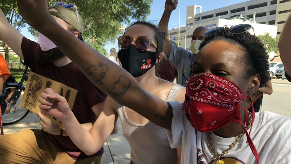 Group Brainstorms Ways to Protest Amid COVID-19 Uptick