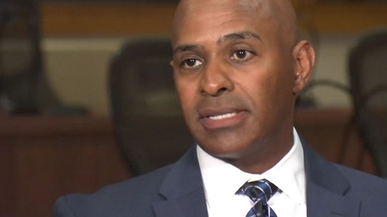 CMPD Chief Kerr Putney Retiring