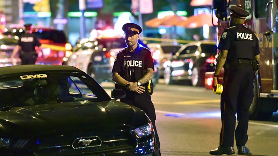 14 shot, 2 dead in deadly shooting at Toronto café
