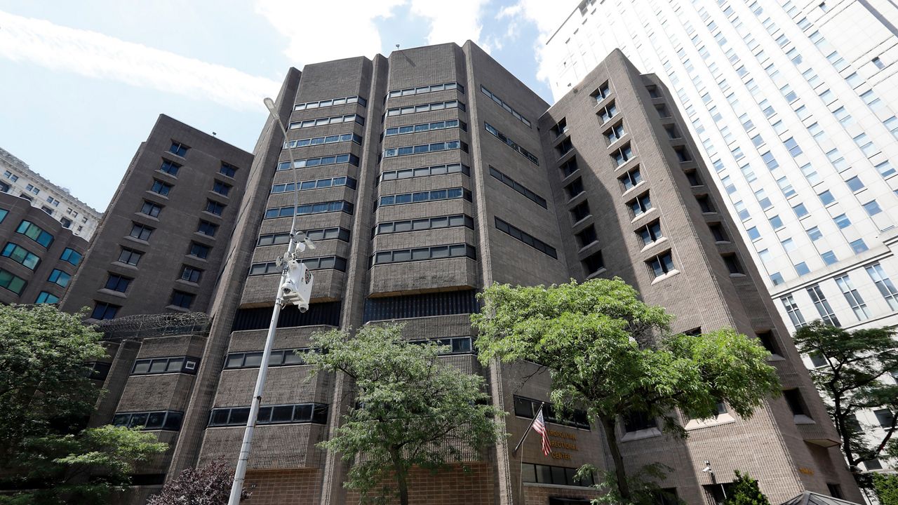 Jeffrey Epstein death jail Metropolitan Correctional Center MCC ...
