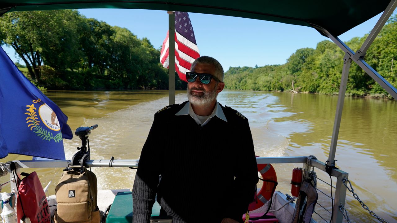 Bourbon boat tours find calm waters after pandemic