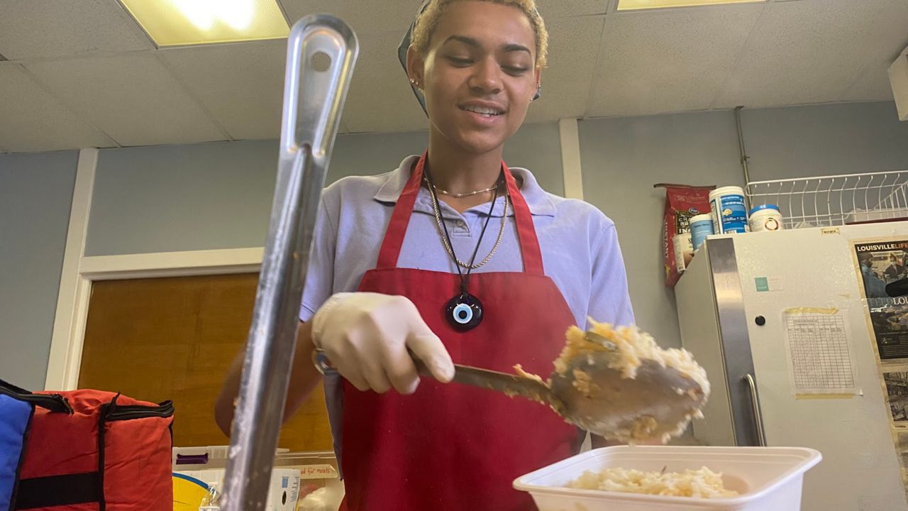 Feed Louisville/Food Ching team up for homeless outreach