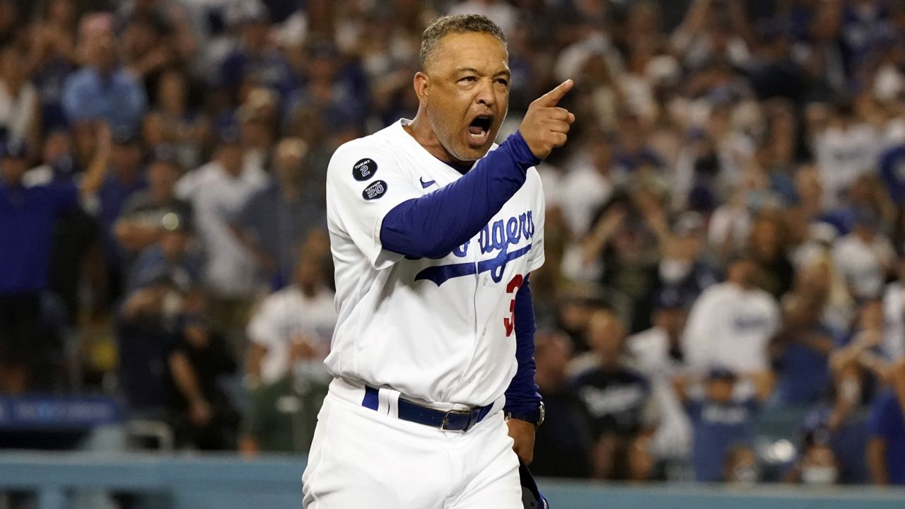 Dodgers blow another 9th inning lead, fall to Giants 5-3