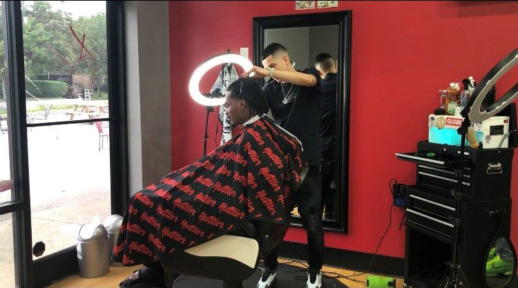 Lexington shop provides hair cuts and community