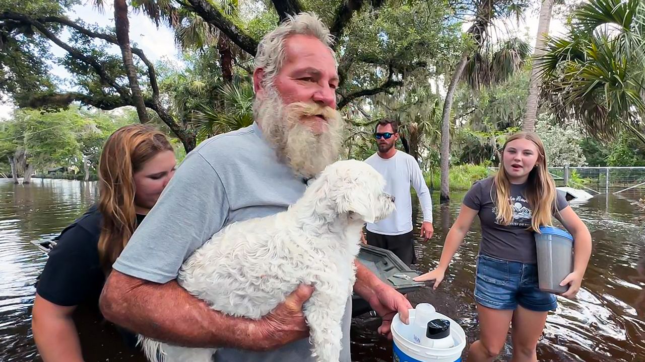 Residents cope as Manatee River hits record flood stage