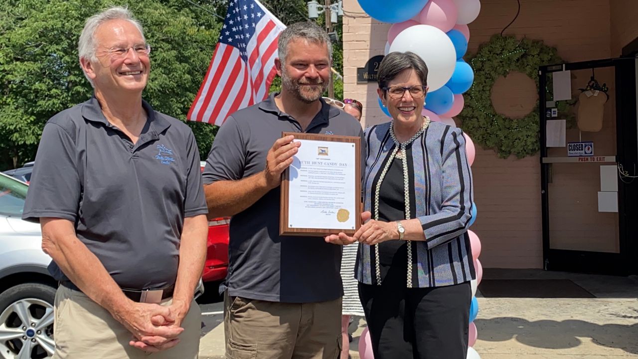 Sweet celebration: Mayor declares "Ruth Hunt Candy Day"