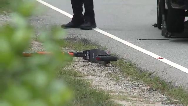 Person Ran Over by Car After Crashing E-Scooter