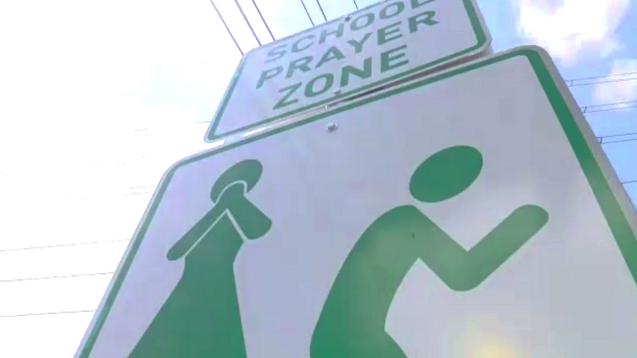 'School Prayer Zone' Signs Popping Up in South Carolina