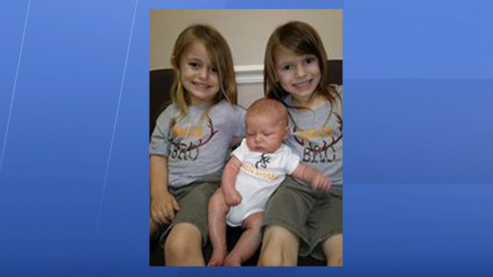 Deputies: Man fled from bondsman with family; kids found