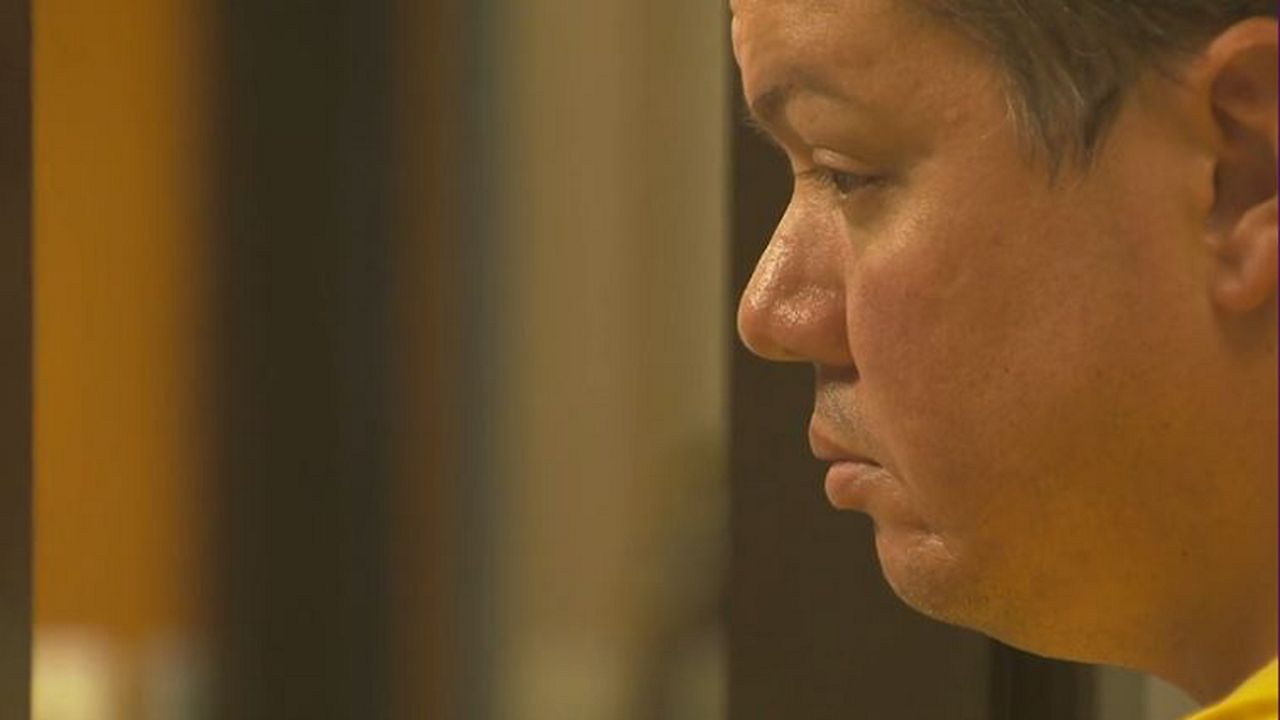Oviedo officer accused of child molestation faces judge
