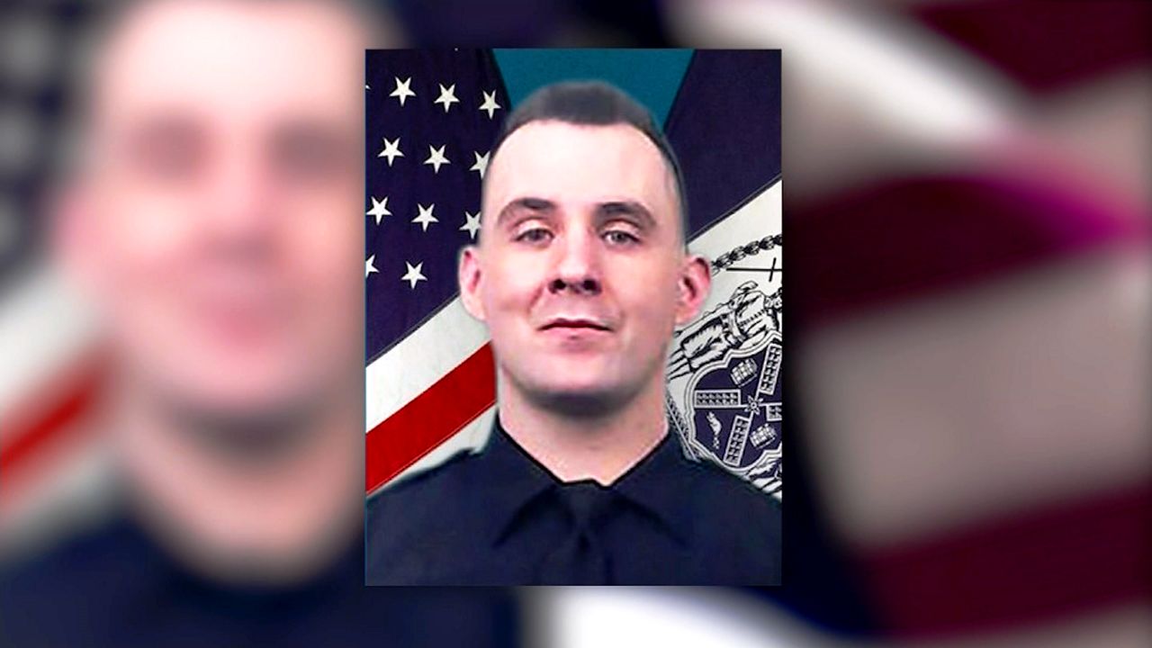 NYPD Officer Brian Mulkeen killed update on shooting Bronx New York City