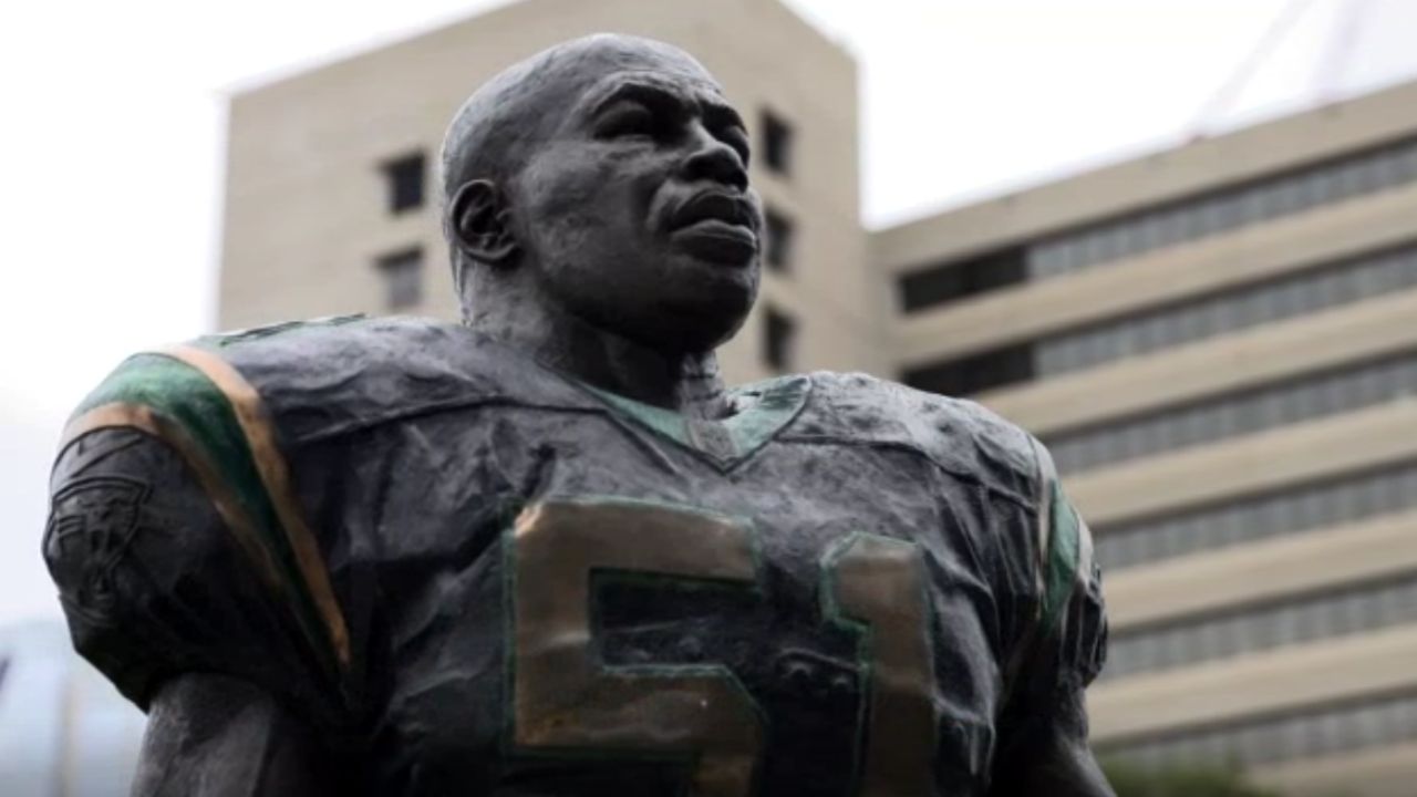 Three Players Added to Panthers Hall of Honor