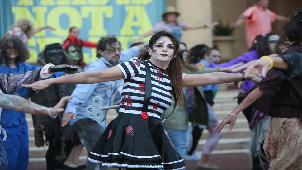 PHOTOS: Zombies Dance to Thriller at Museum of Fine Arts
