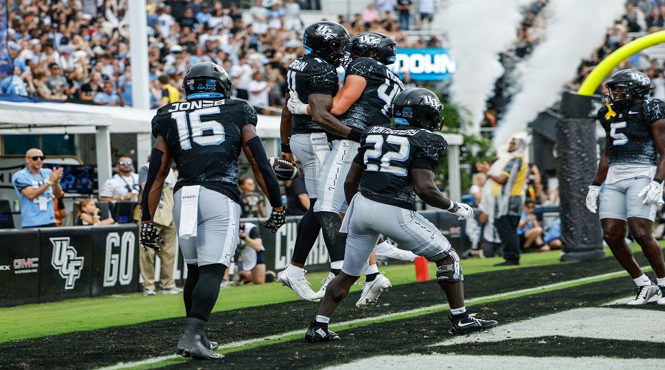 Refreshed UCF offense snaps five-game losing streak