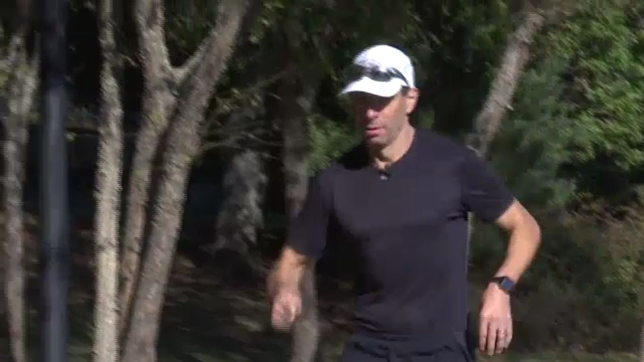 Doctor runs 5 marathons in 5 days