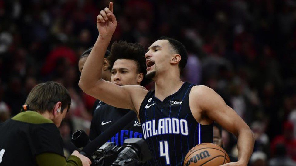 Jalen Suggs' 3 lifts Orlando Magic past Chicago Bulls