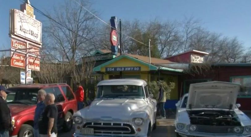 Residents recall memories of Old Highway 90
