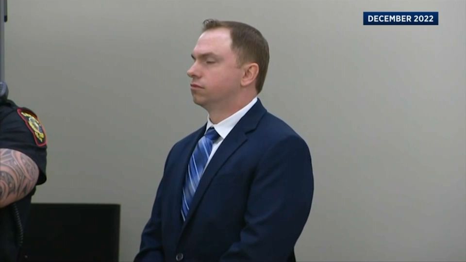 Former officer Aaron Dean appeals manslaughter conviction