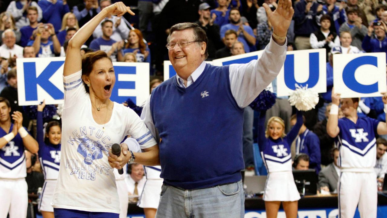 Former UK coach Joe Hall passes away