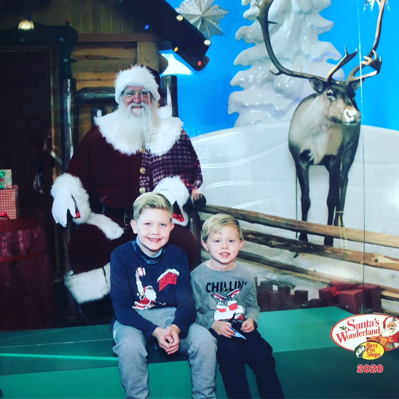visiting santa at the mall photo coronavirus christmas