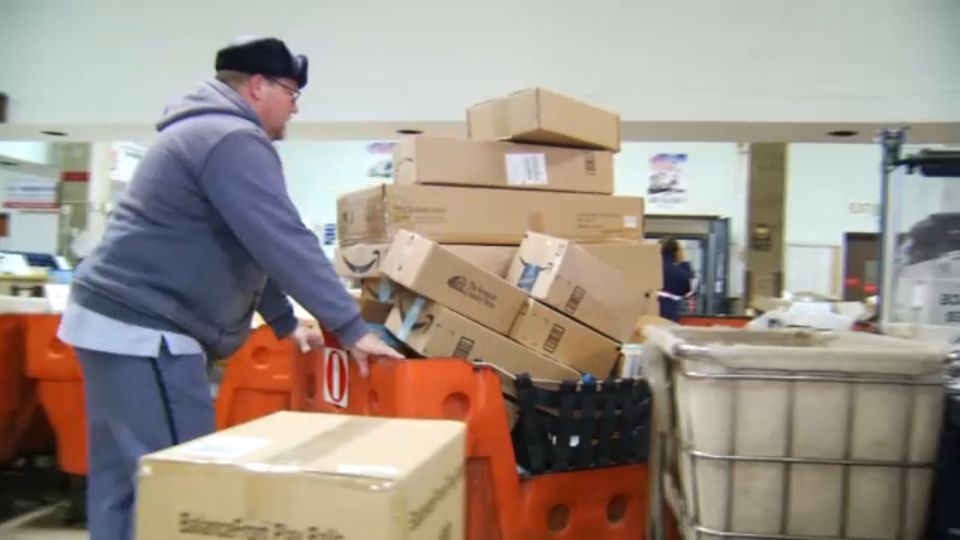 post offices busy holiday season
