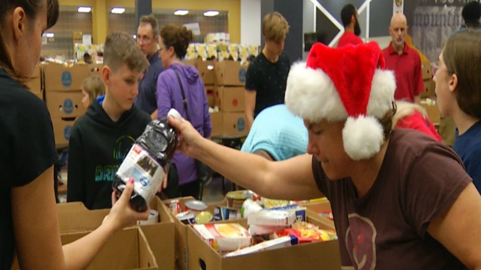 Food for Families Volunteers Provide 2,000 Meals in Central Florida