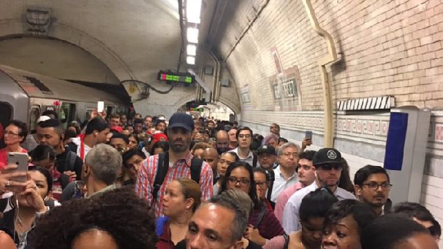 Morning commute mess blamed on track debris