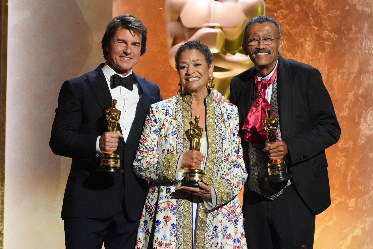 Tom Cruise finally gets his Oscar moment with a lifetime achievement ...