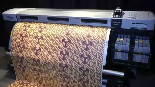 Printing Tech Brings Digital Fashion Designs to Life