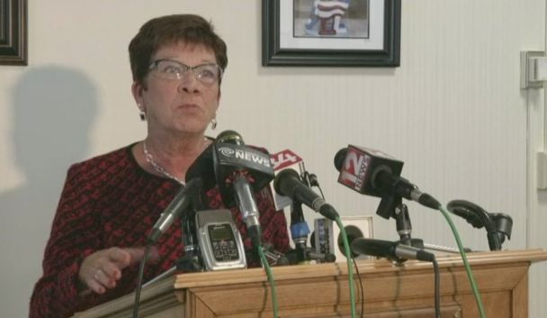 VIDEO: Debbie Preston's Full Press Conference Regarding Credit Card ...