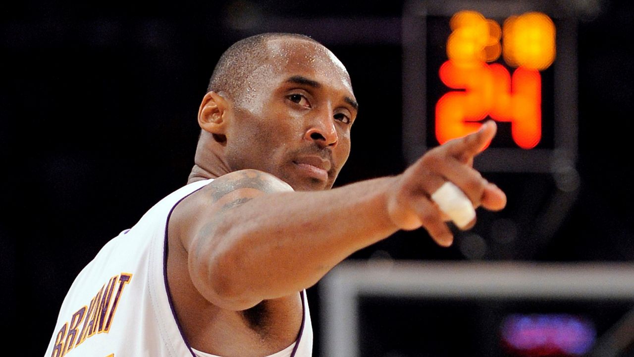 Fans Remember Kobe Bryant on His 42nd Birthday