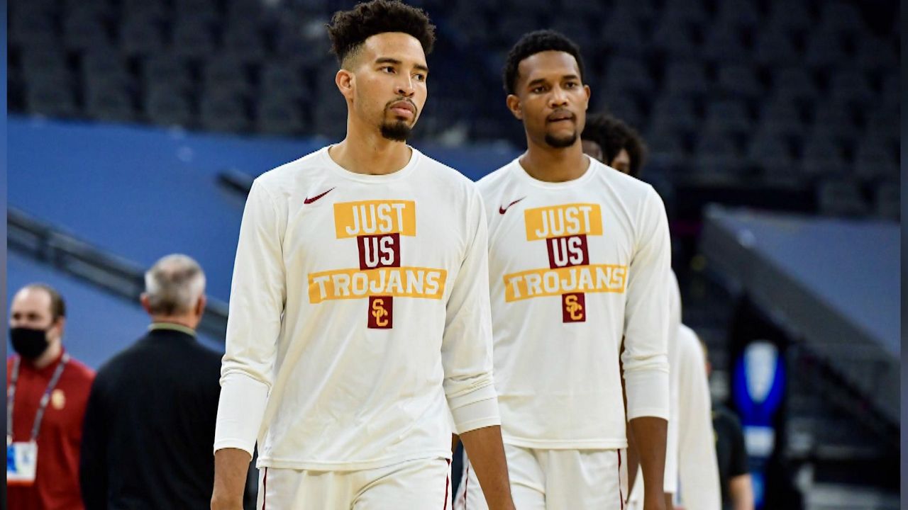 Mobley Brothers Hope to Take USC to New Heights