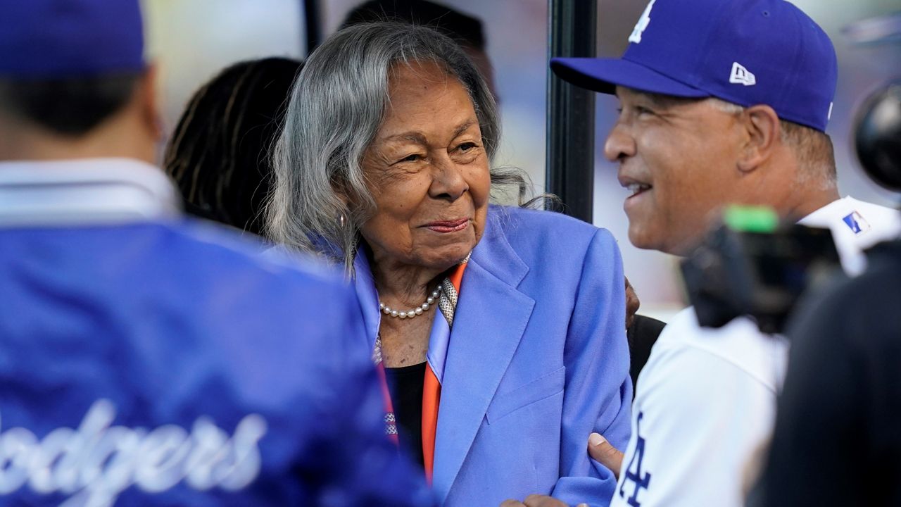 Rachel Robinson honored on 100th birthday at All-Star Game