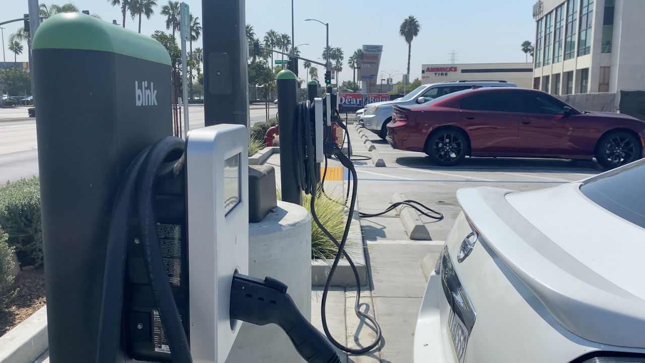 Blink Charging to use its tech in rollout of 500K chargers