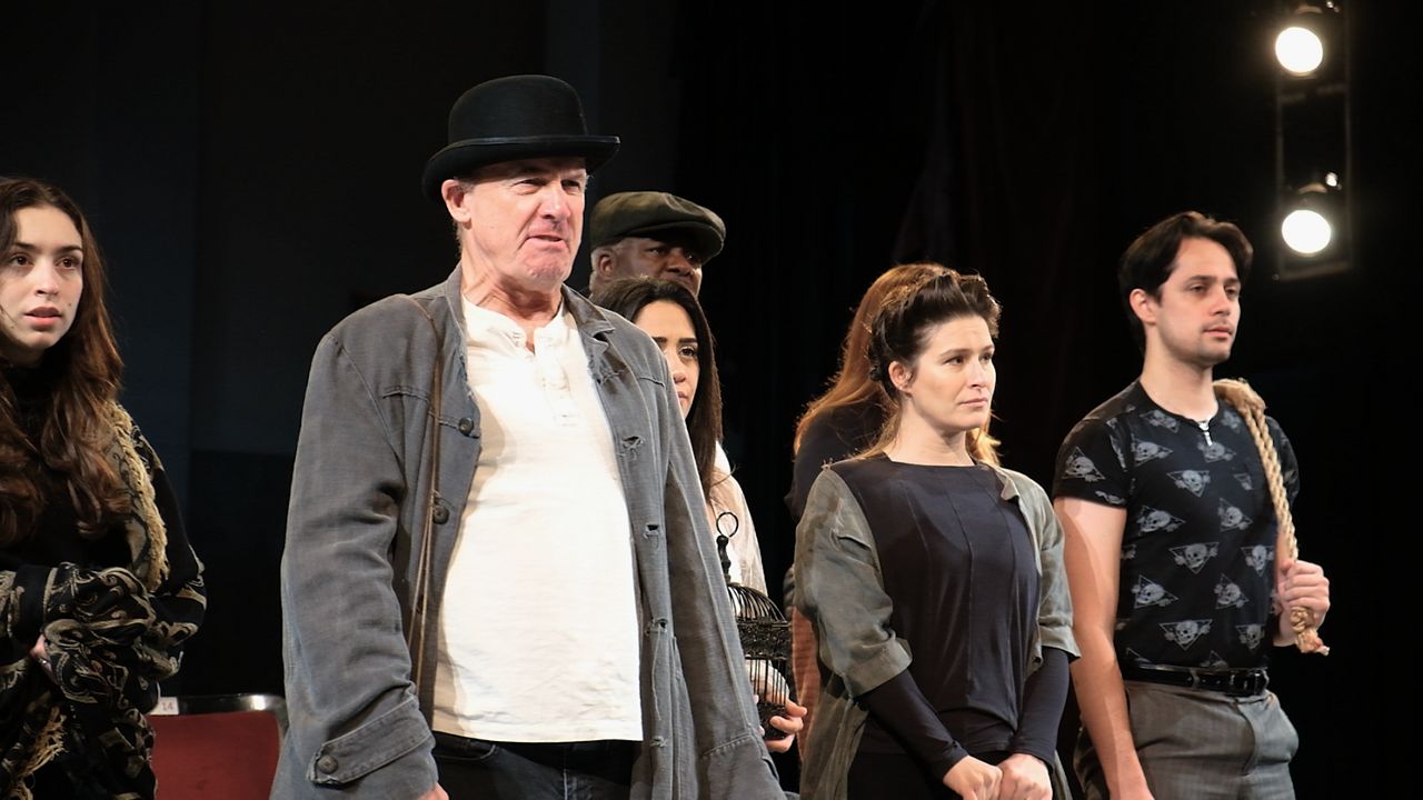 A noise within 'Sweeney Todd' gets back to the essence