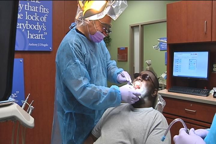 Greece Dentist Thanks Veterans With Free Dental Care