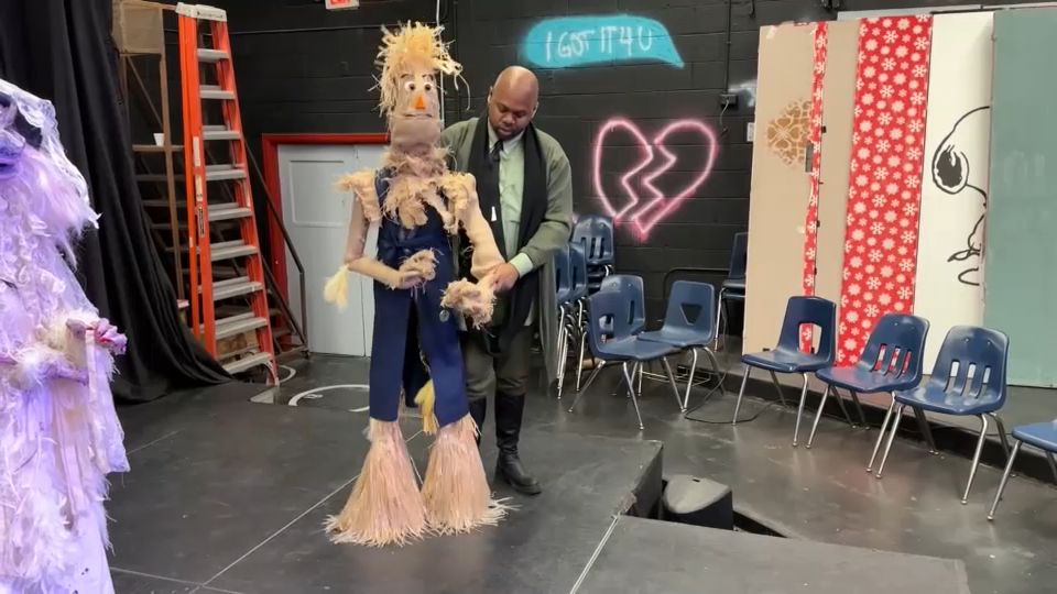 El Paso puppeteer brings Black stories, history to life