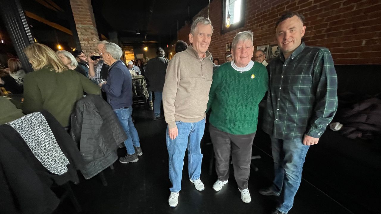 New Irish Bar draws ties to Worcester's history