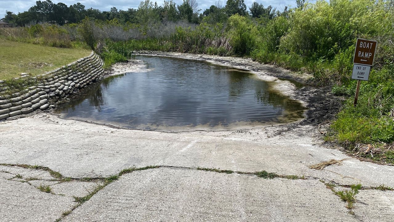 With no rain in sight, Hunters Lake water levels remain low