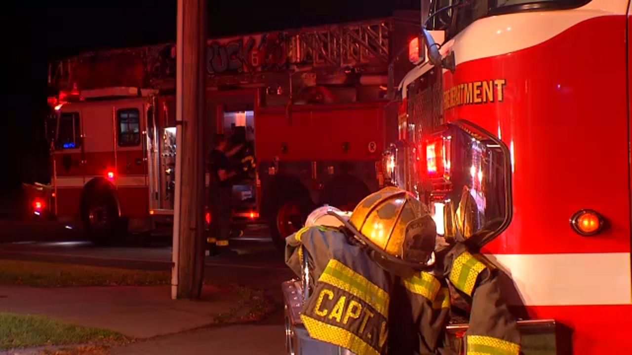 Navarre Road house fire rochester irondequoit border