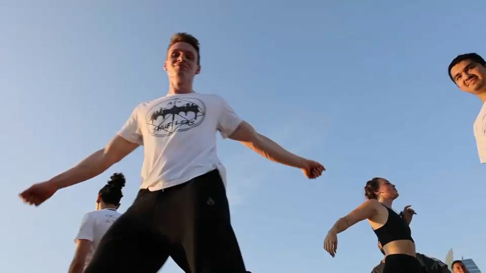 Shuffle craze catches on in Austin