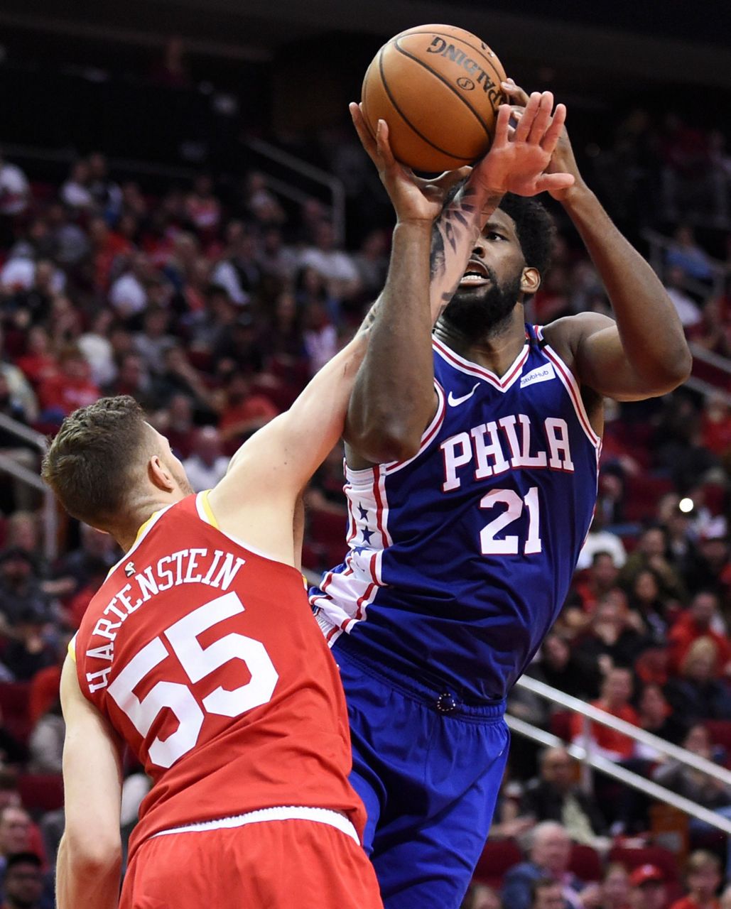 76ers center Joel Embiid out with torn ligament in left hand