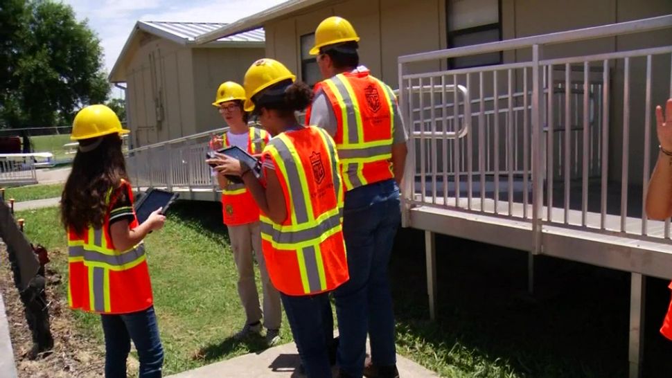Summer Camp Introduces Kids to Construction Industry