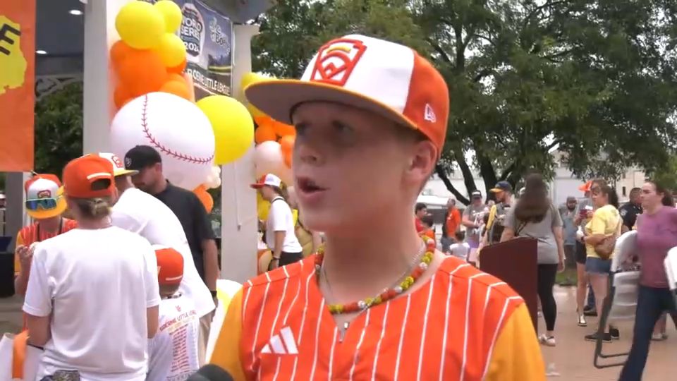 Boerne Little League team gets hero's homecoming