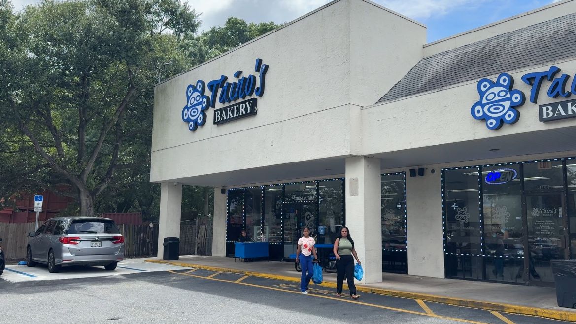 Taino’s Bakery marks 20 years in Central Florida