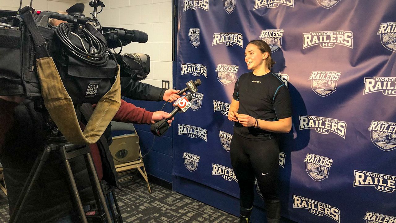 Laura Schmidlein makes ECHL history at Railers game